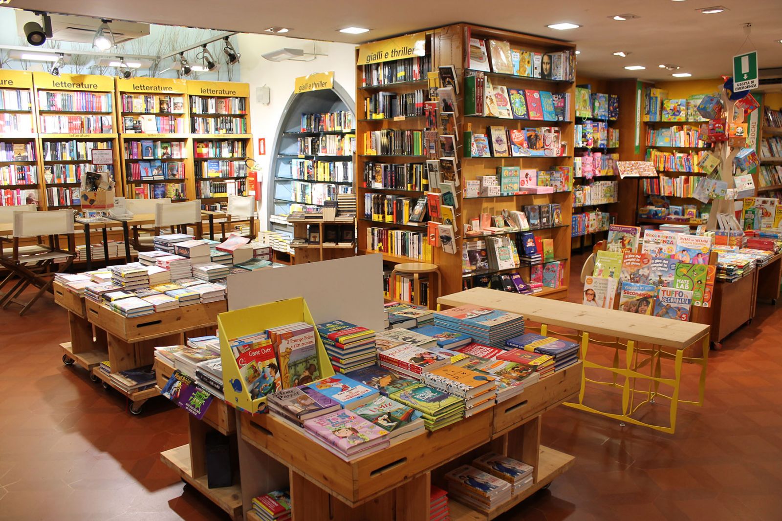 Orari - Libreria Liberrima