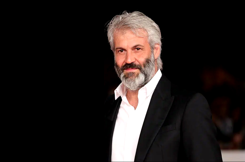 DOMENICO PROCACCI PRESENTA IL SUO LIBRO "UNA SQUADRA" - Libreria Liberrima